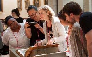 The Folger Method Folger Shakespeare Library